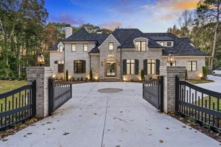 Inside Lil Durk House in Atlanta: A Rap Star's Dream Home - Bloxburg Houses